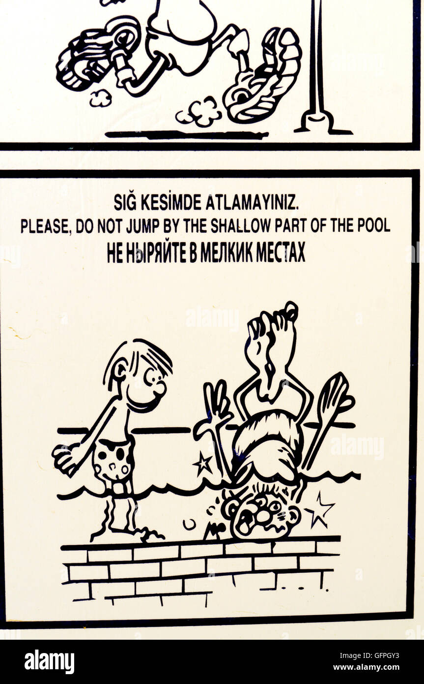 No jumping pool warning sign hi-res stock photography and images - Alamy