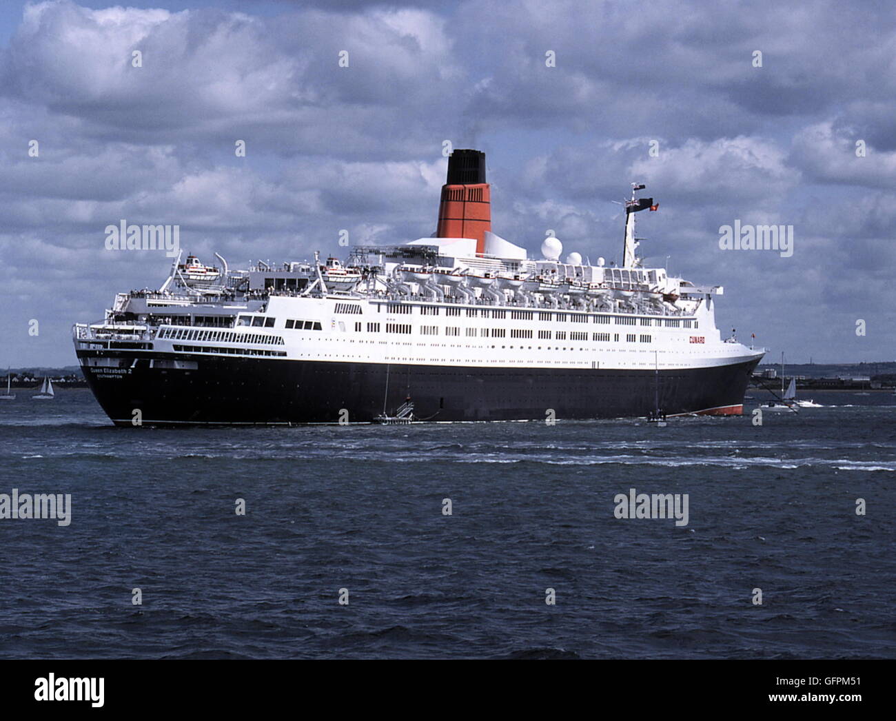 AJAXNETPHOTO. JUNE, 1994 - SPITHEAD, ENGLAND. - D-DAY ANIVERSARY FLEET ...