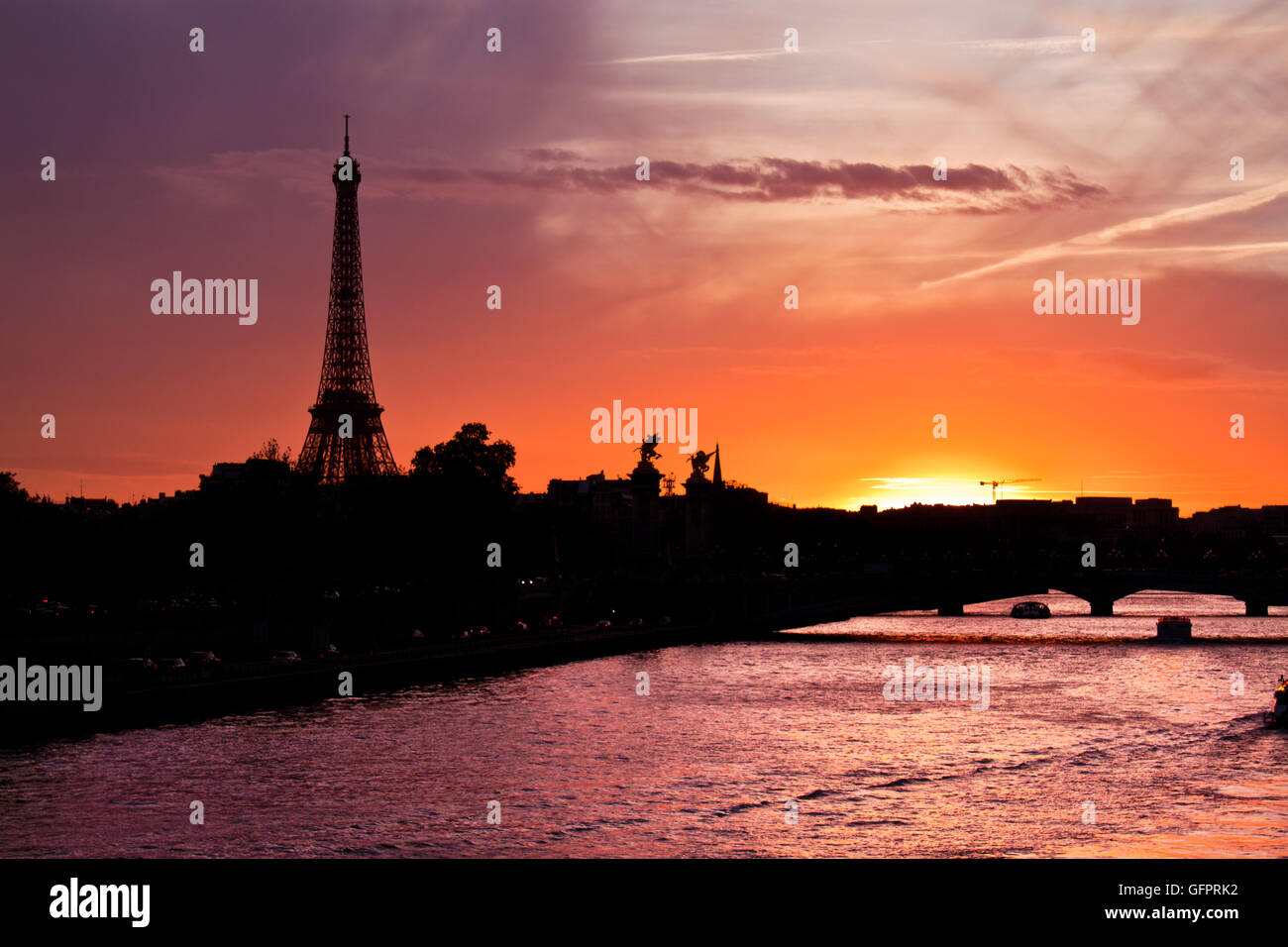 Paris at blue hour-Eiffel Tower view from Pont Alexandre iii Stock ...