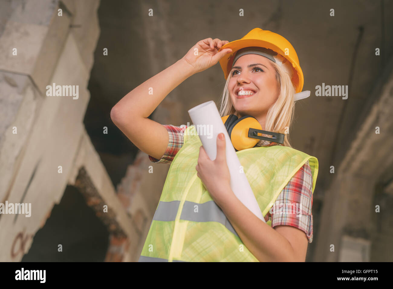 Female architect and female builder hi-res stock photography and images ...