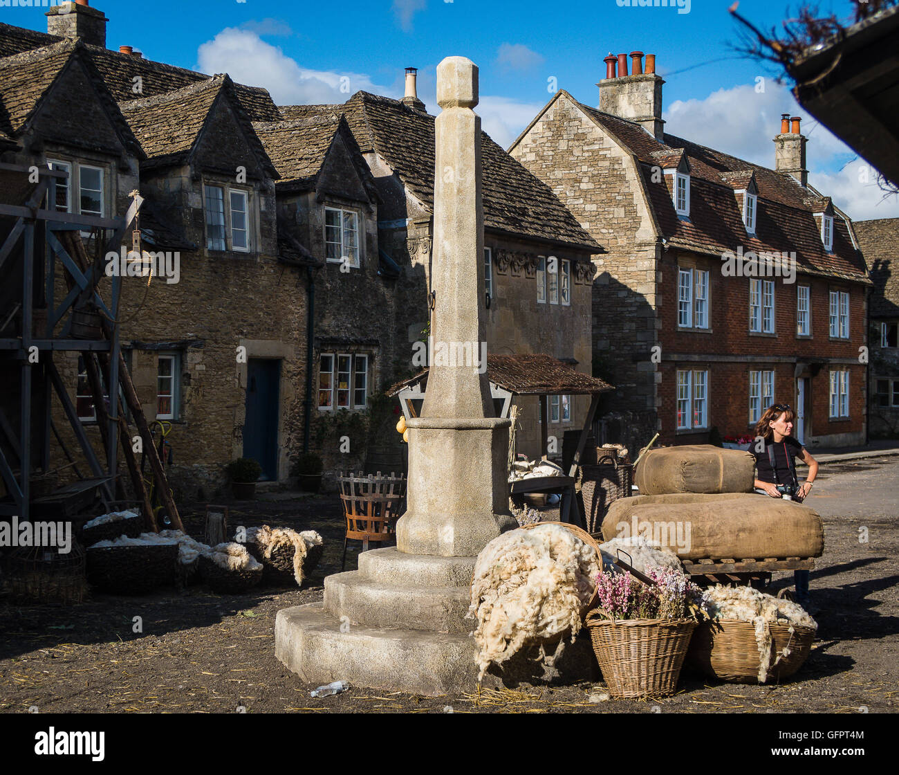 White princess lacock hi-res stock photography and images - Alamy