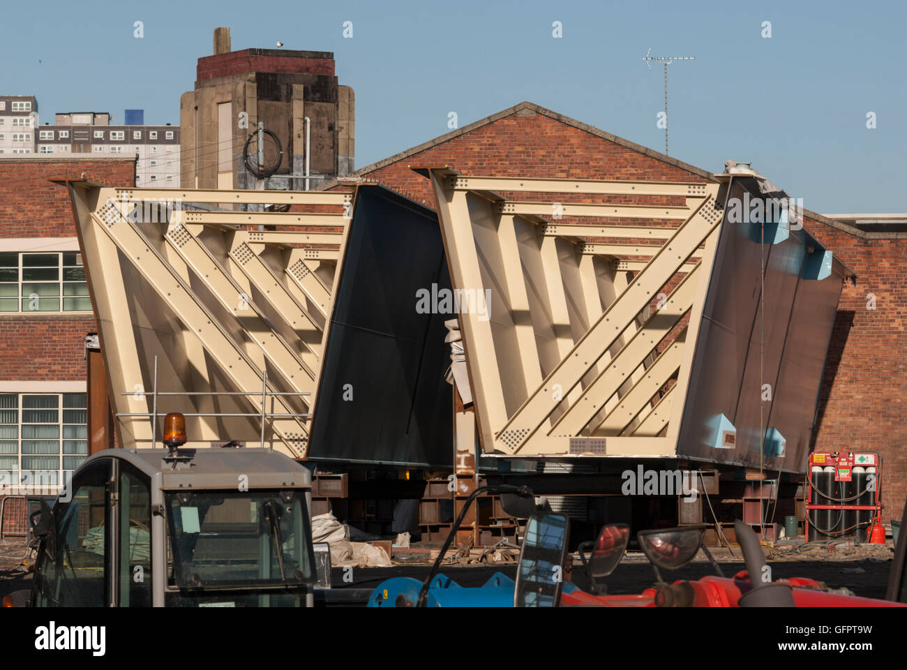 Box girder section hi-res stock photography and images - Alamy
