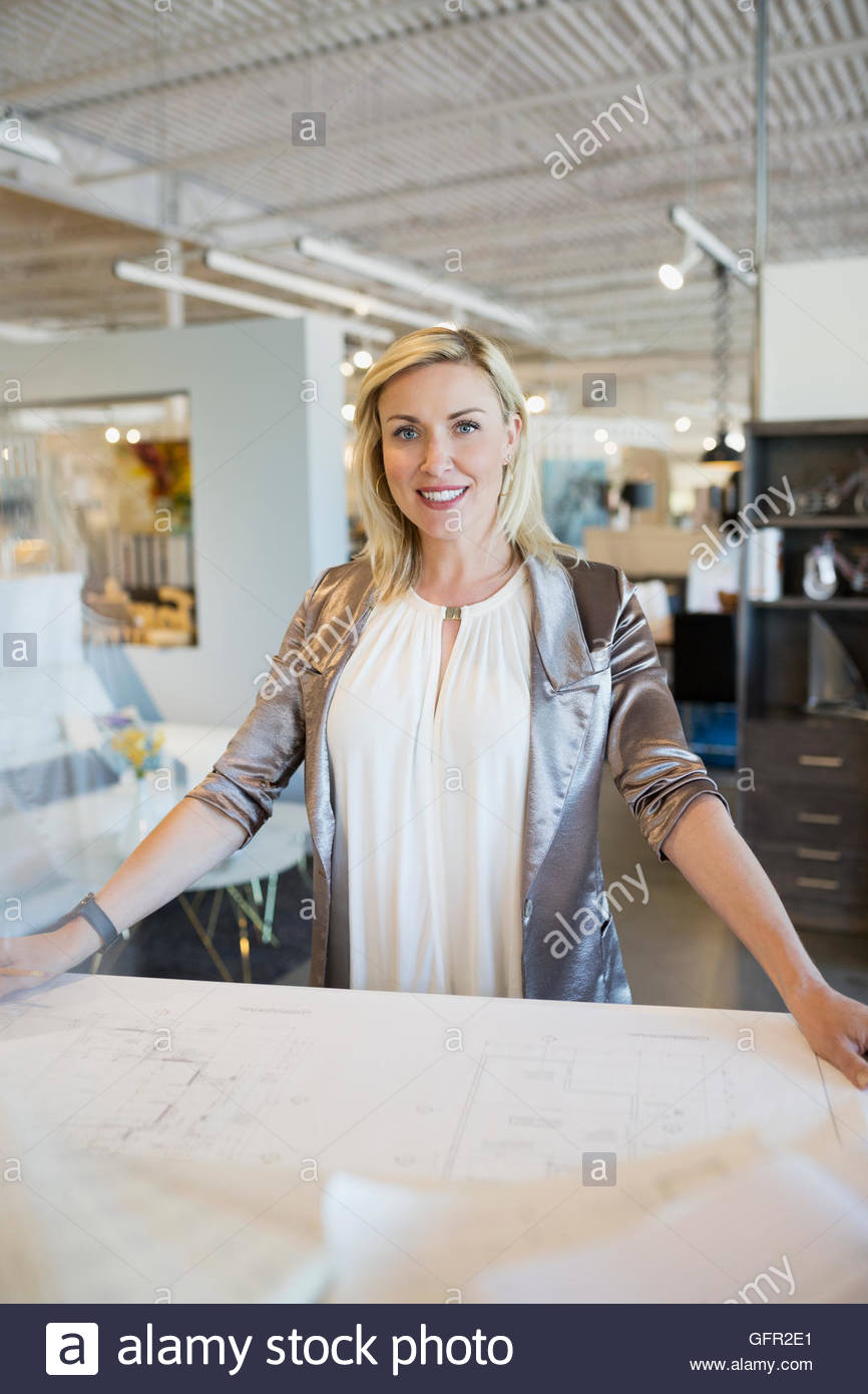 Home designing hi-res stock photography and images - Alamy