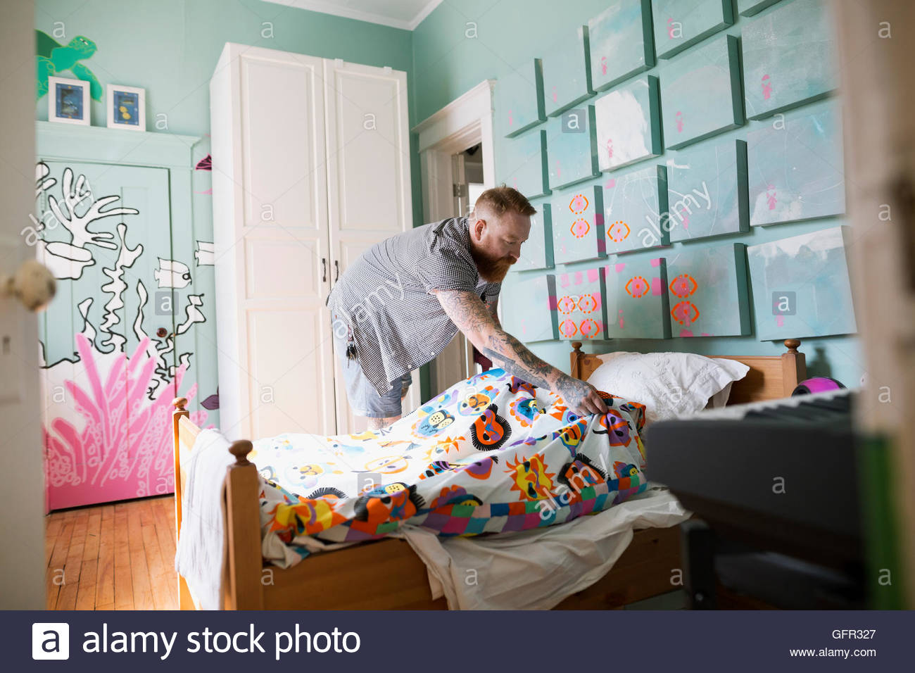 Father making child Stock Photo - Alamy