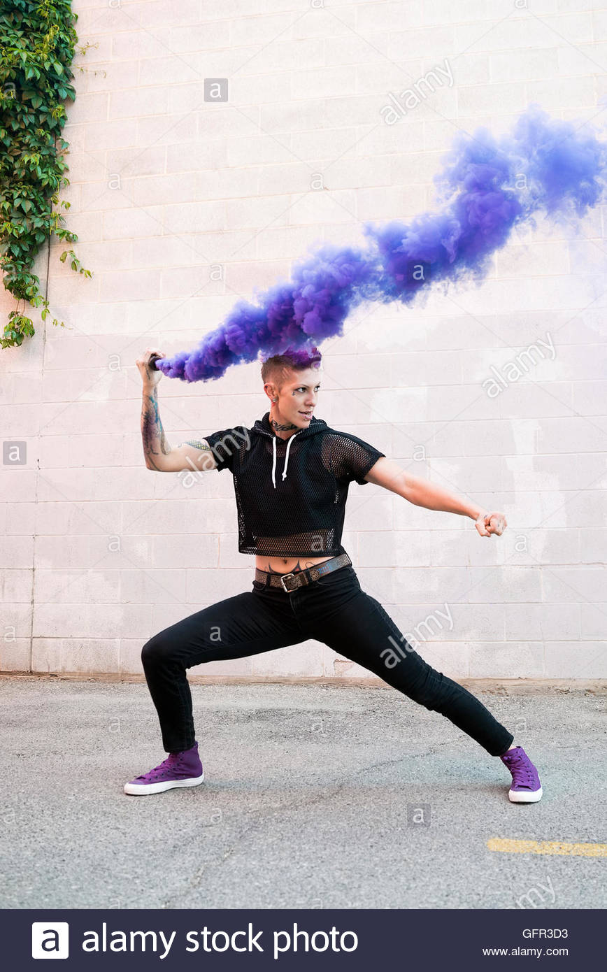 Color powder cannon hi-res stock photography and images - Alamy