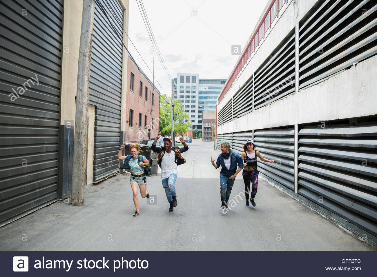 Cool running hi-res stock photography and images - Alamy