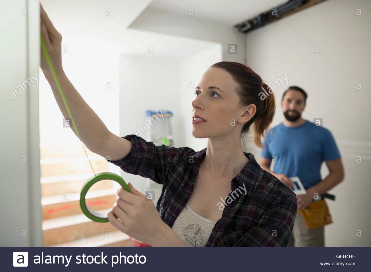 Taping hi-res stock photography and images - Alamy