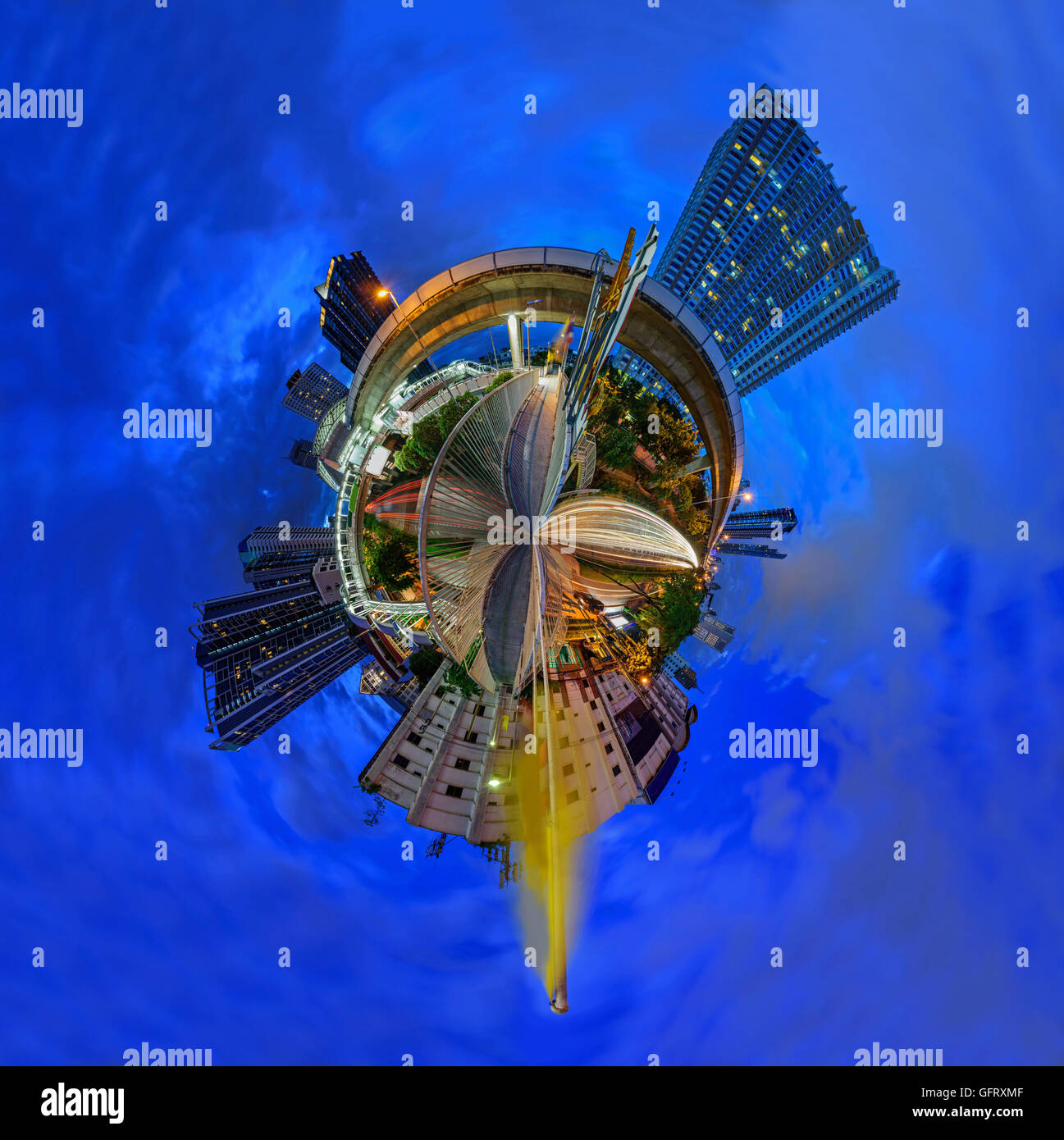 City street 360 hi-res stock photography and images - Alamy