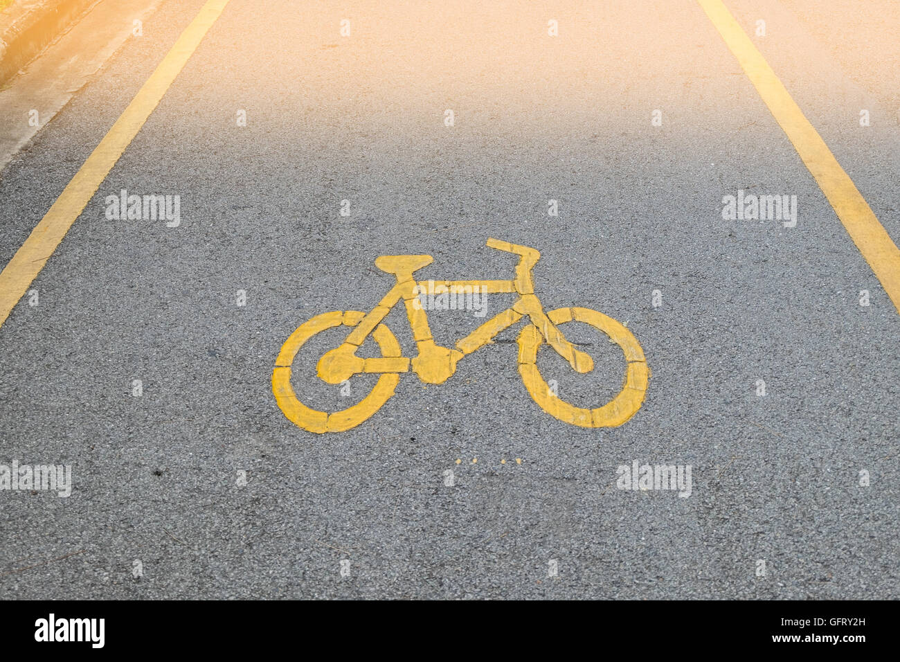 bicycle sign path on the road Stock Photo - Alamy