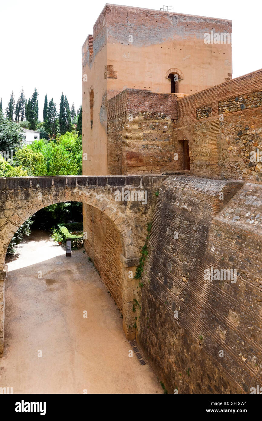 Entrance of the Alcazaba fortress of Alhambra, Alhambra de Granada ...