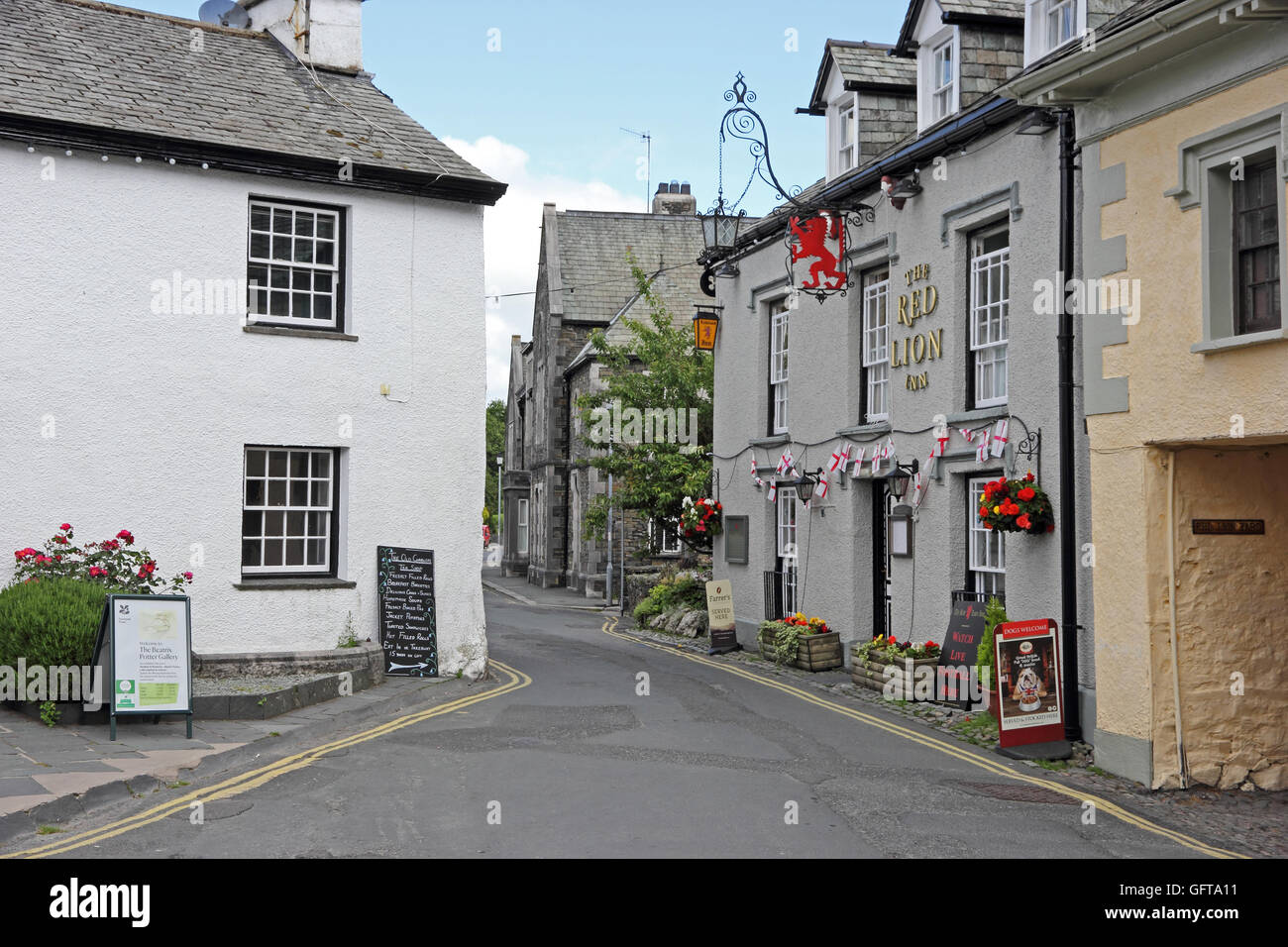 The Red Lion Inn, Hawshead Stock Photo - Alamy