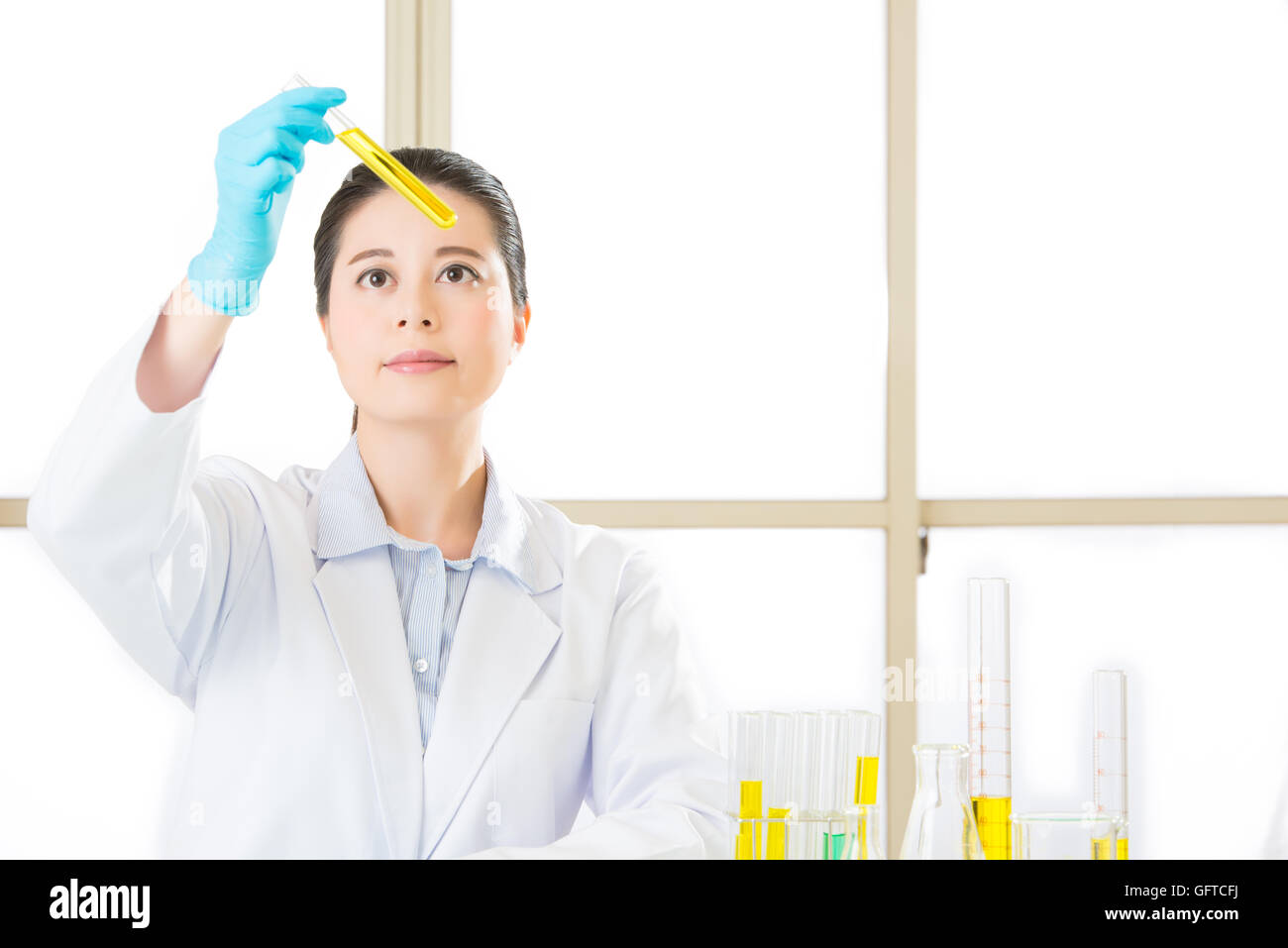 Laboratory analysis hi-res stock photography and images - Alamy