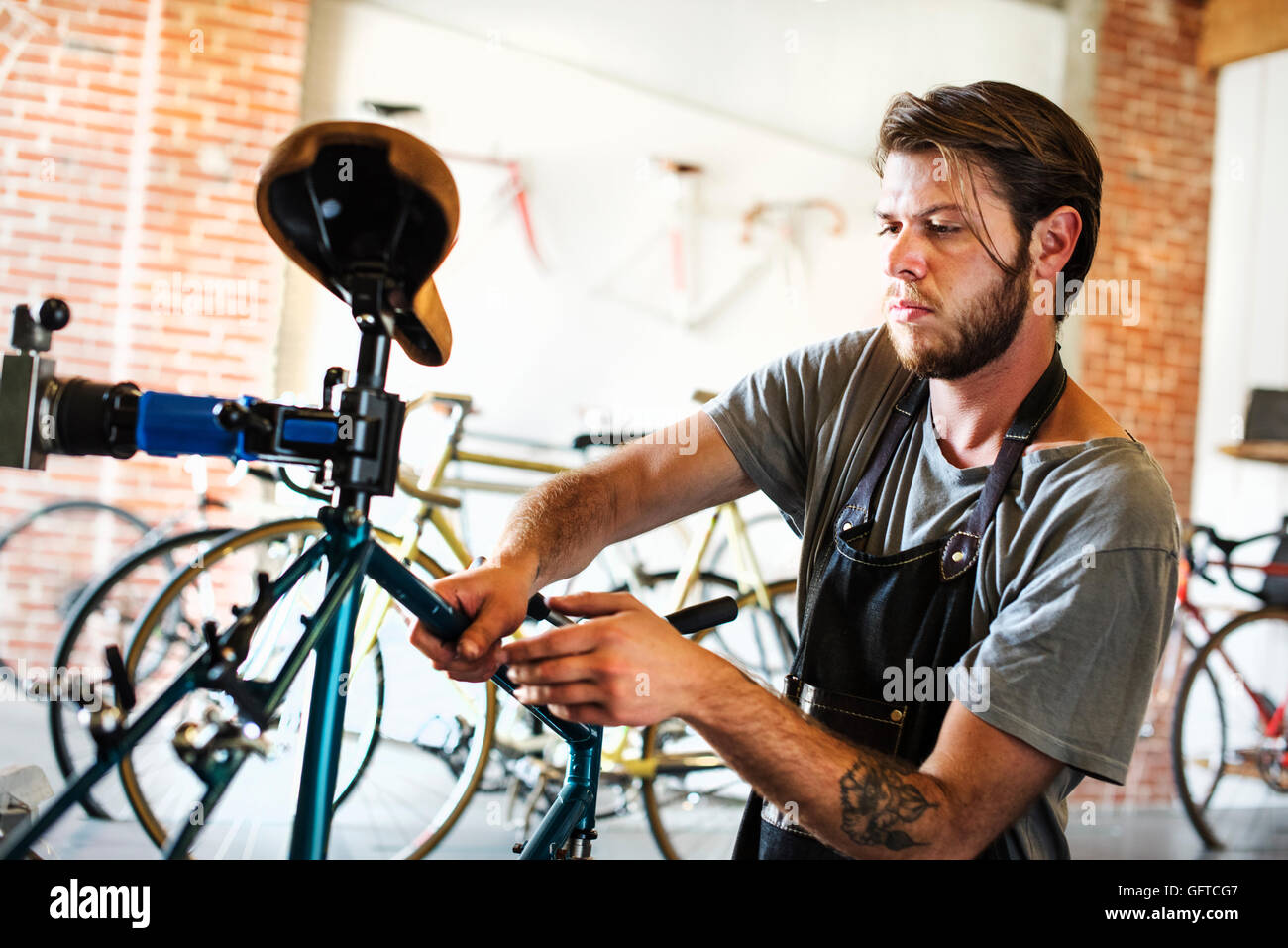 Checking cycle hi-res stock photography and images - Alamy