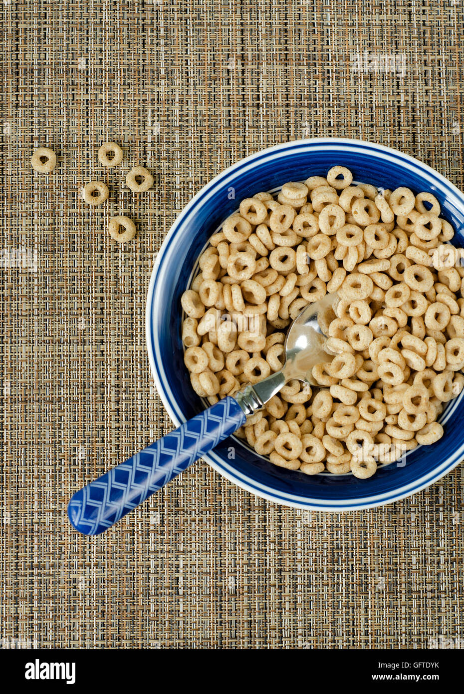 Cheerios bowl hi-res stock photography and images - Alamy