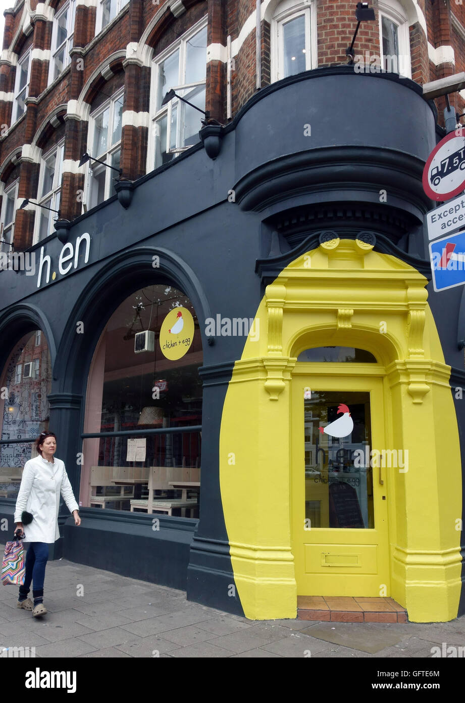 H is for hen hi-res stock photography and images - Alamy