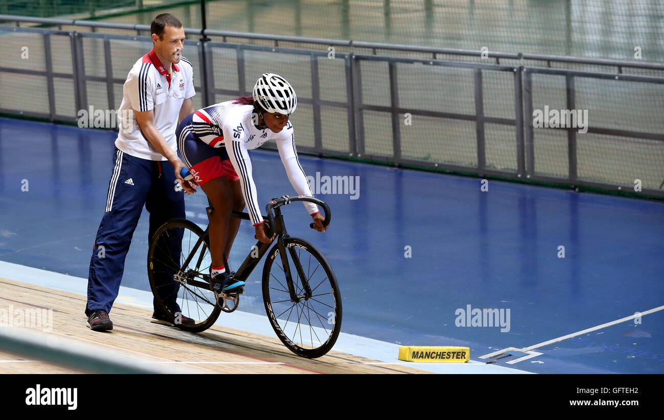 Kadeena cox cycling hi-res stock photography and images - Alamy