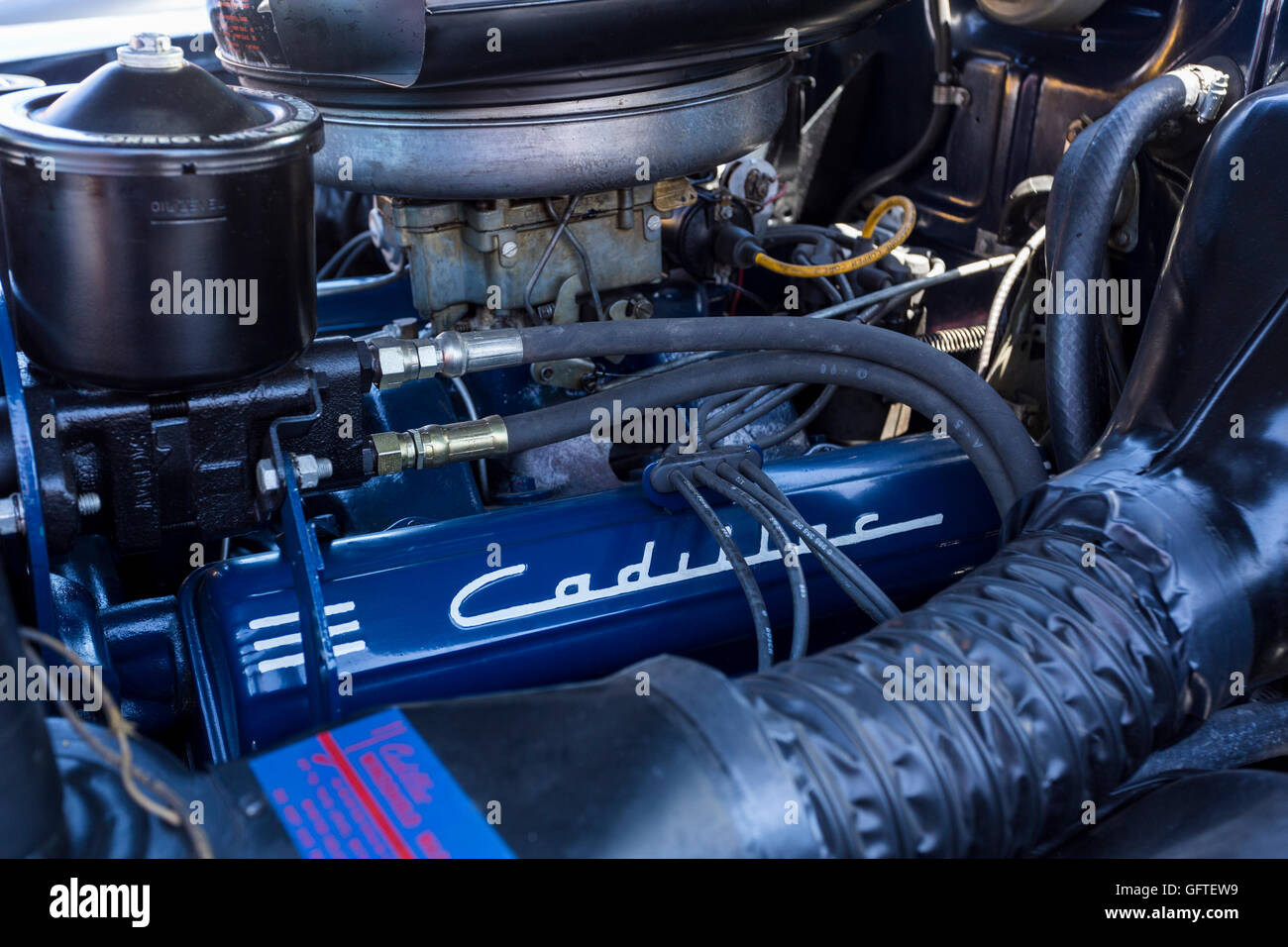 Car motor engine bonnet hi-res stock photography and images - Alamy
