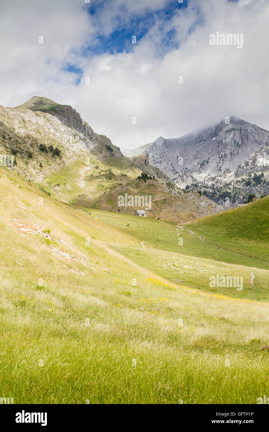 Path to Table des trois rois Stock Photo - Alamy