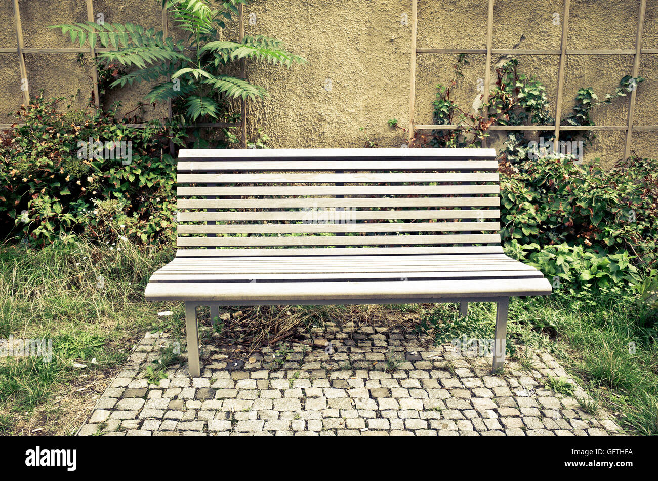 lone white bench Stock Photo - Alamy