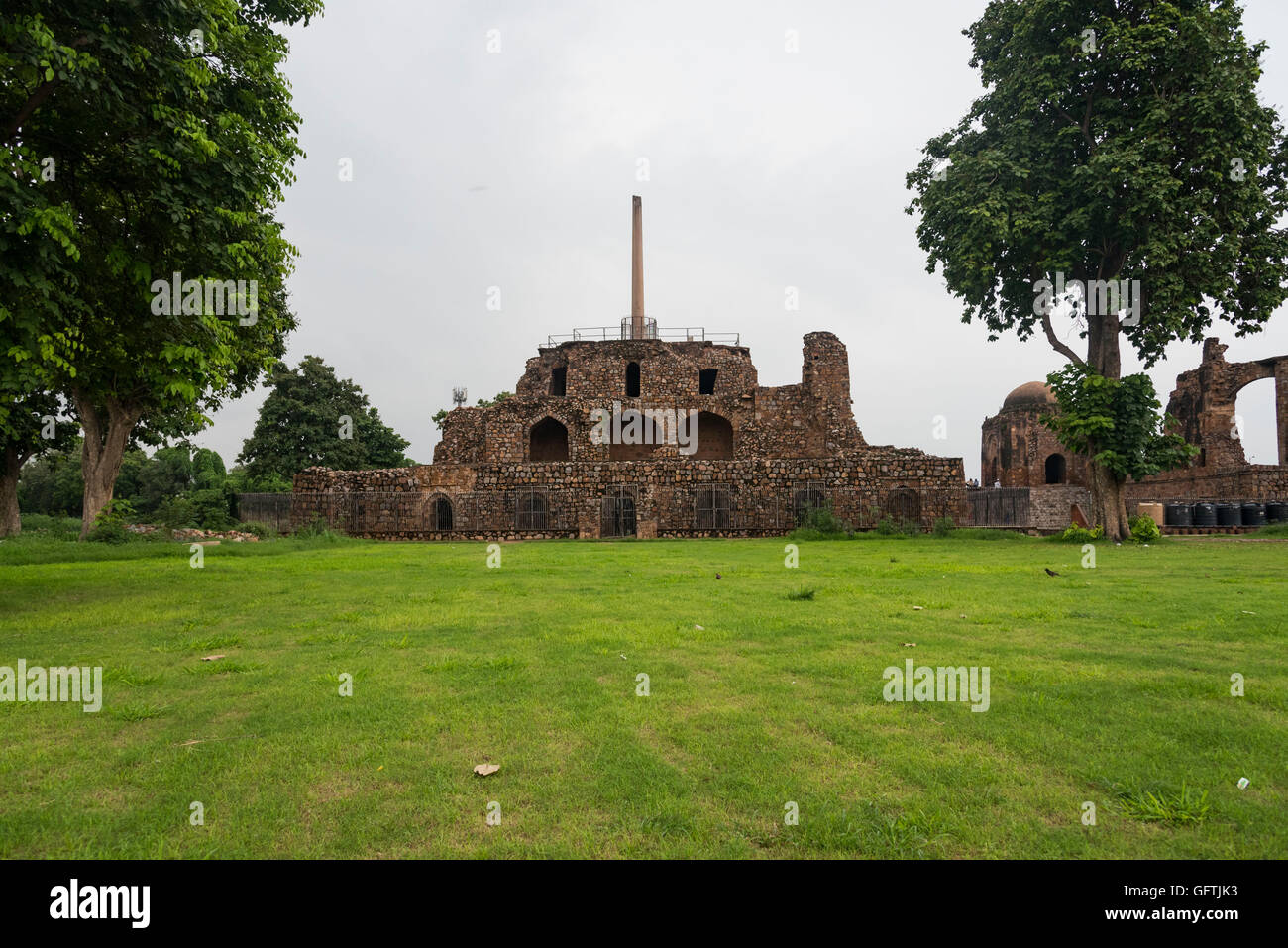 Old historical monument in India Stock Photo - Alamy