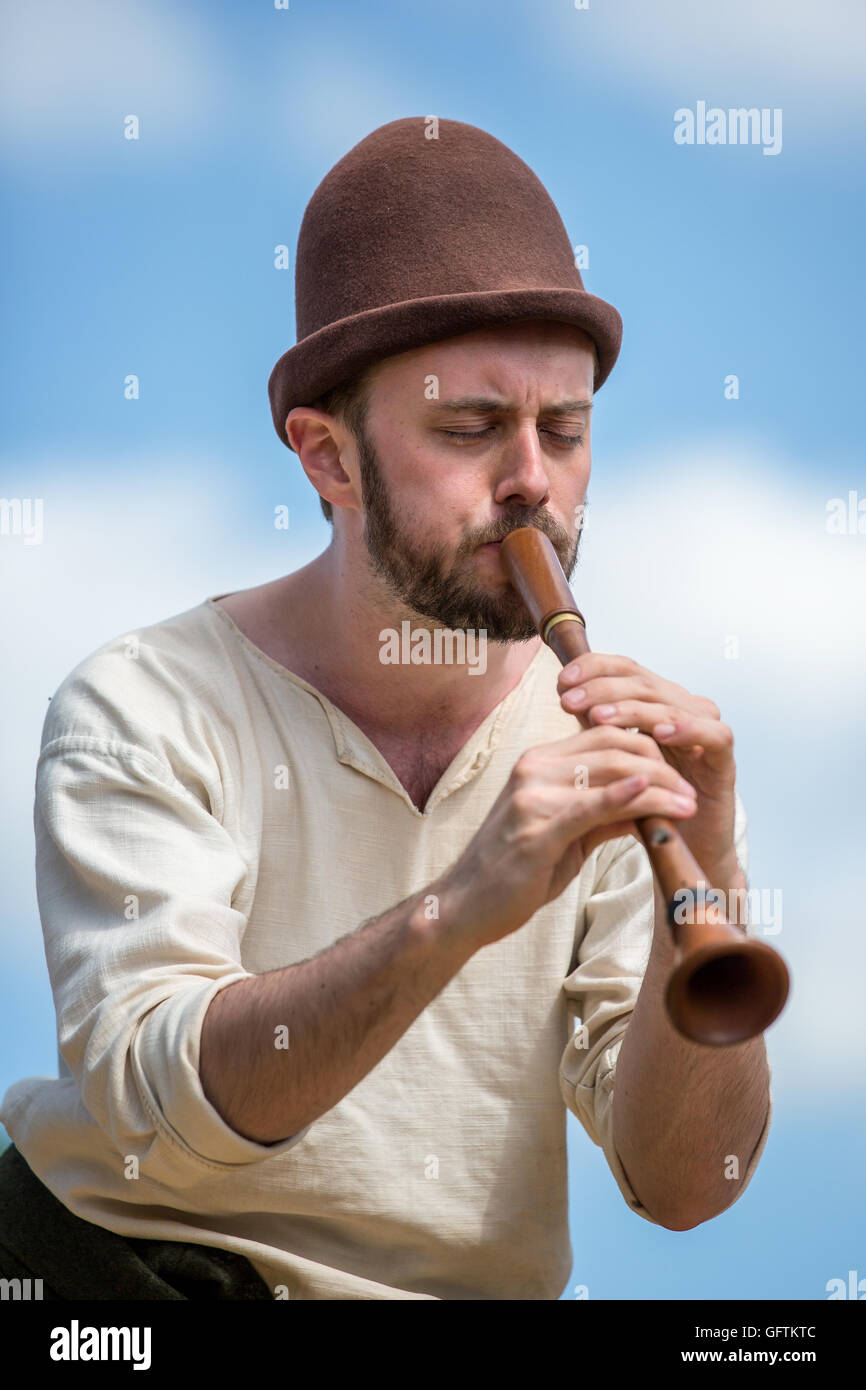 Medieval trumpet hi-res stock photography and images - Alamy