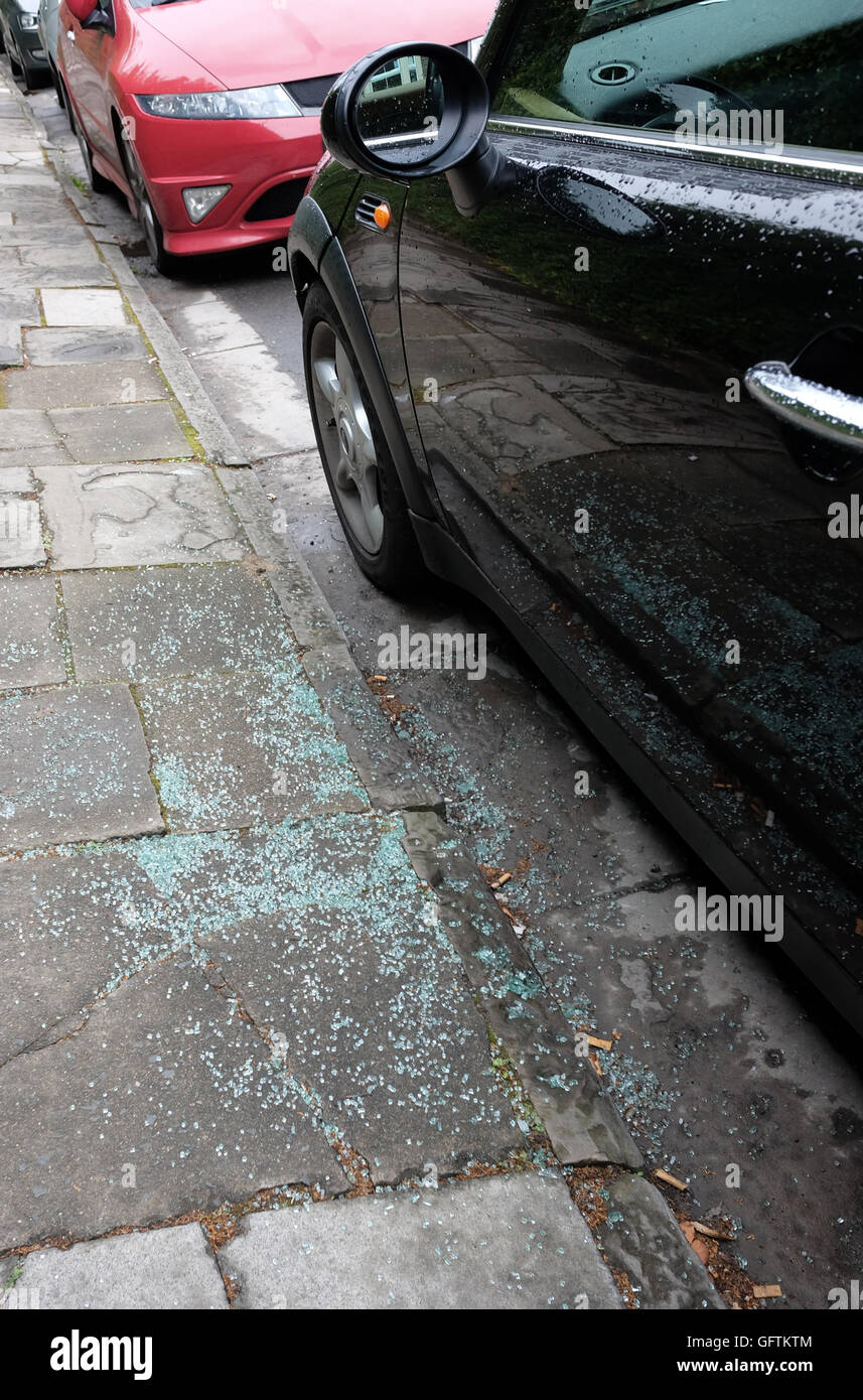 Broken glass window pavement hi-res stock photography and images - Alamy