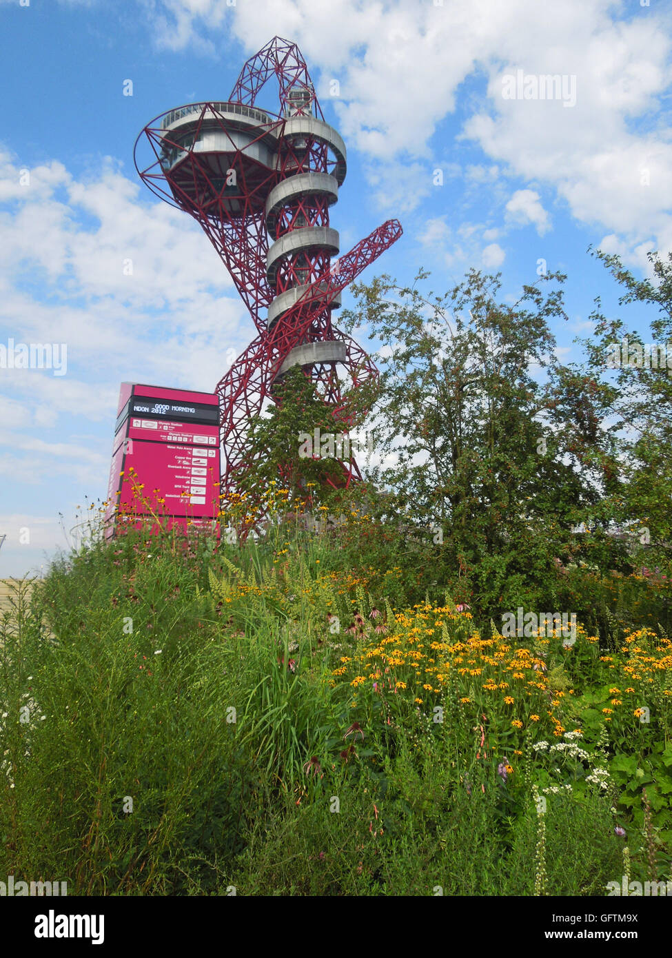 ArcelorMittal Orbit at the Olympic Park, 2012 London Olympics Stock ...
