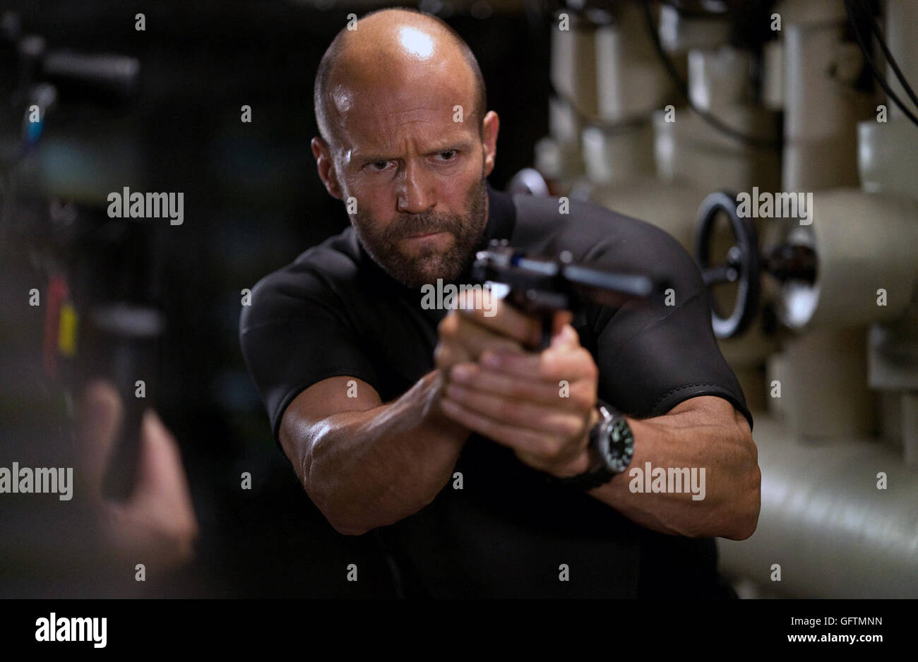 Michelle yeoh jason statham mechanic hi-res stock photography and ...