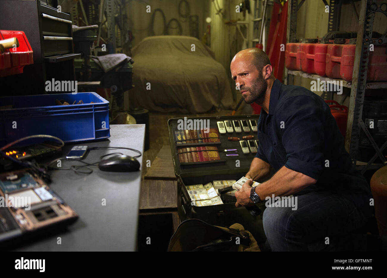 Michelle yeoh jason statham mechanic High Resolution Stock Photography ...