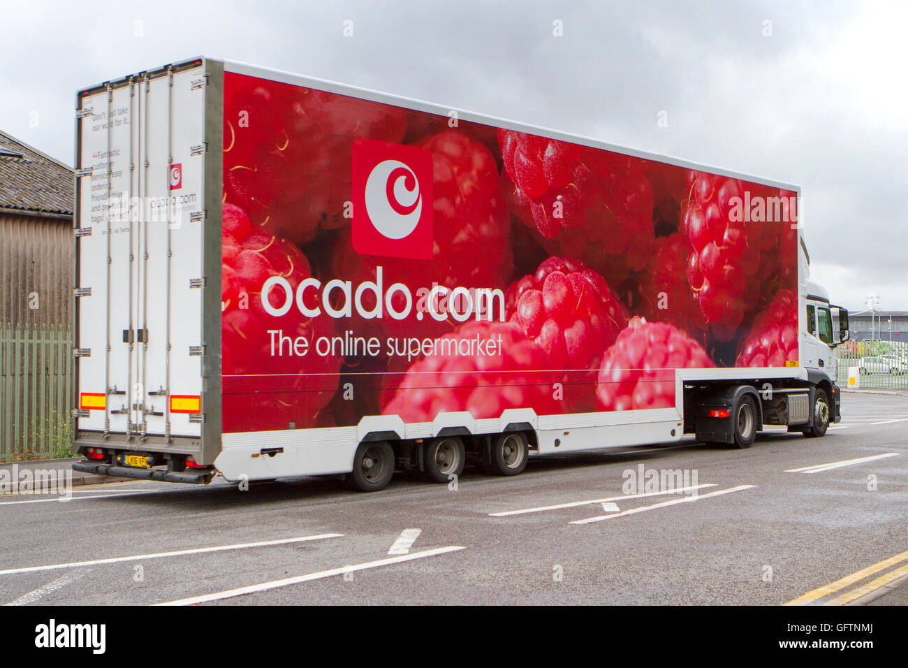 Ocado home deliveries hi-res stock photography and images - Alamy