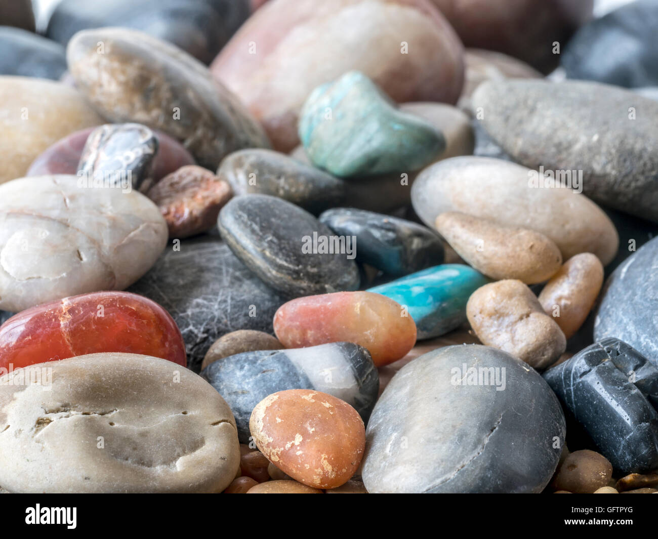 A pile of pebbles and rocks in setting Stock Photo - Alamy