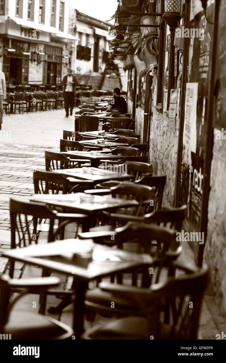 empty street bars Stock Photo - Alamy
