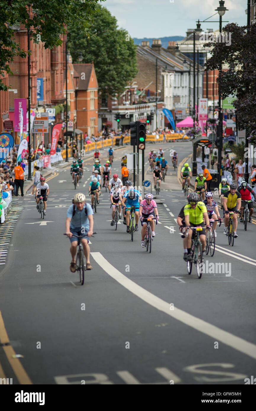 Ridelondon surrey hi-res stock photography and images - Alamy