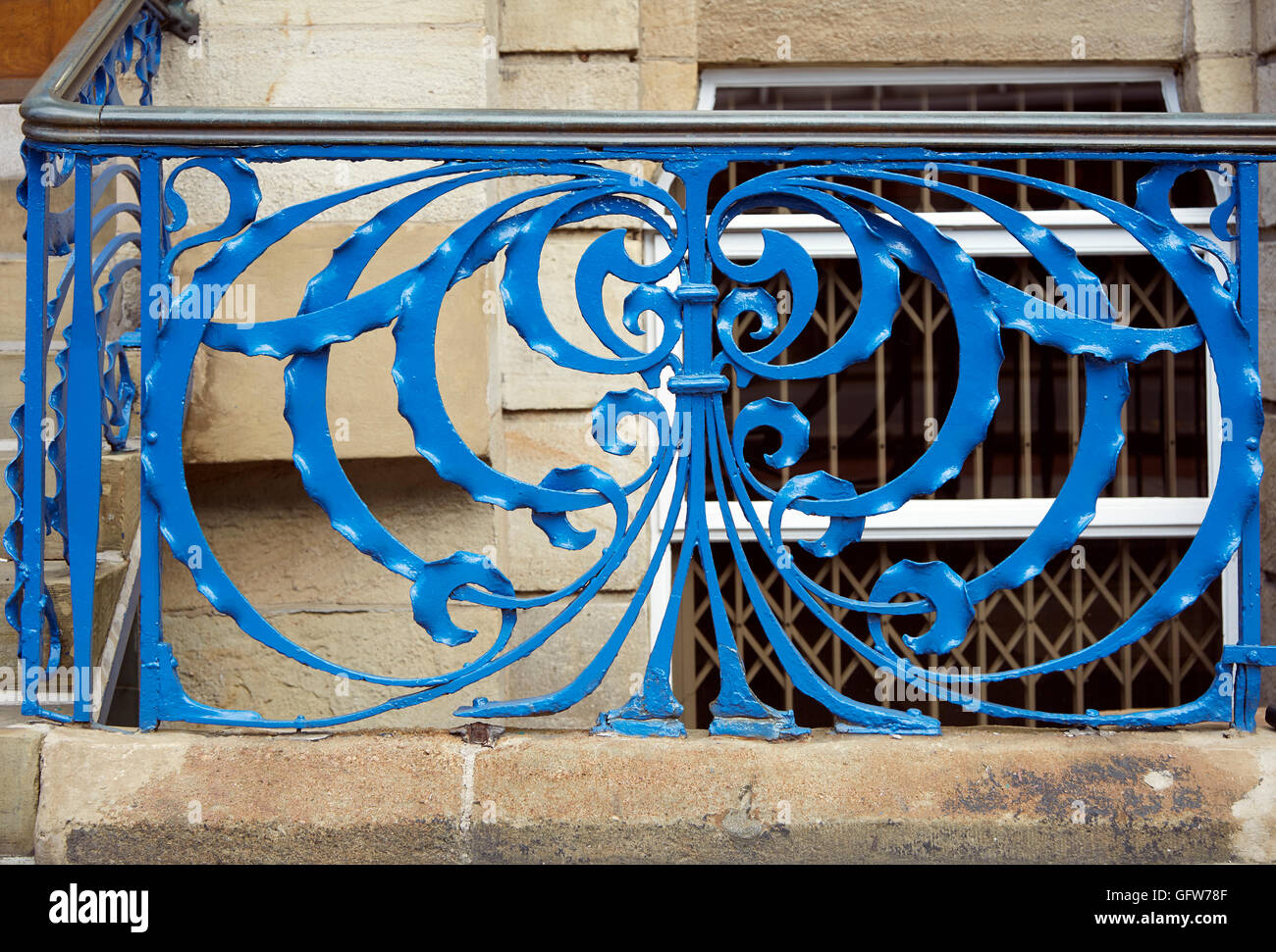 Victorian wrought iron railings painted hi-res stock photography and ...