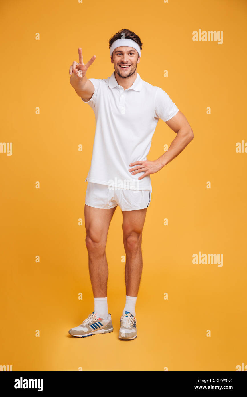 Male figure standing over body hi-res stock photography and images - Alamy