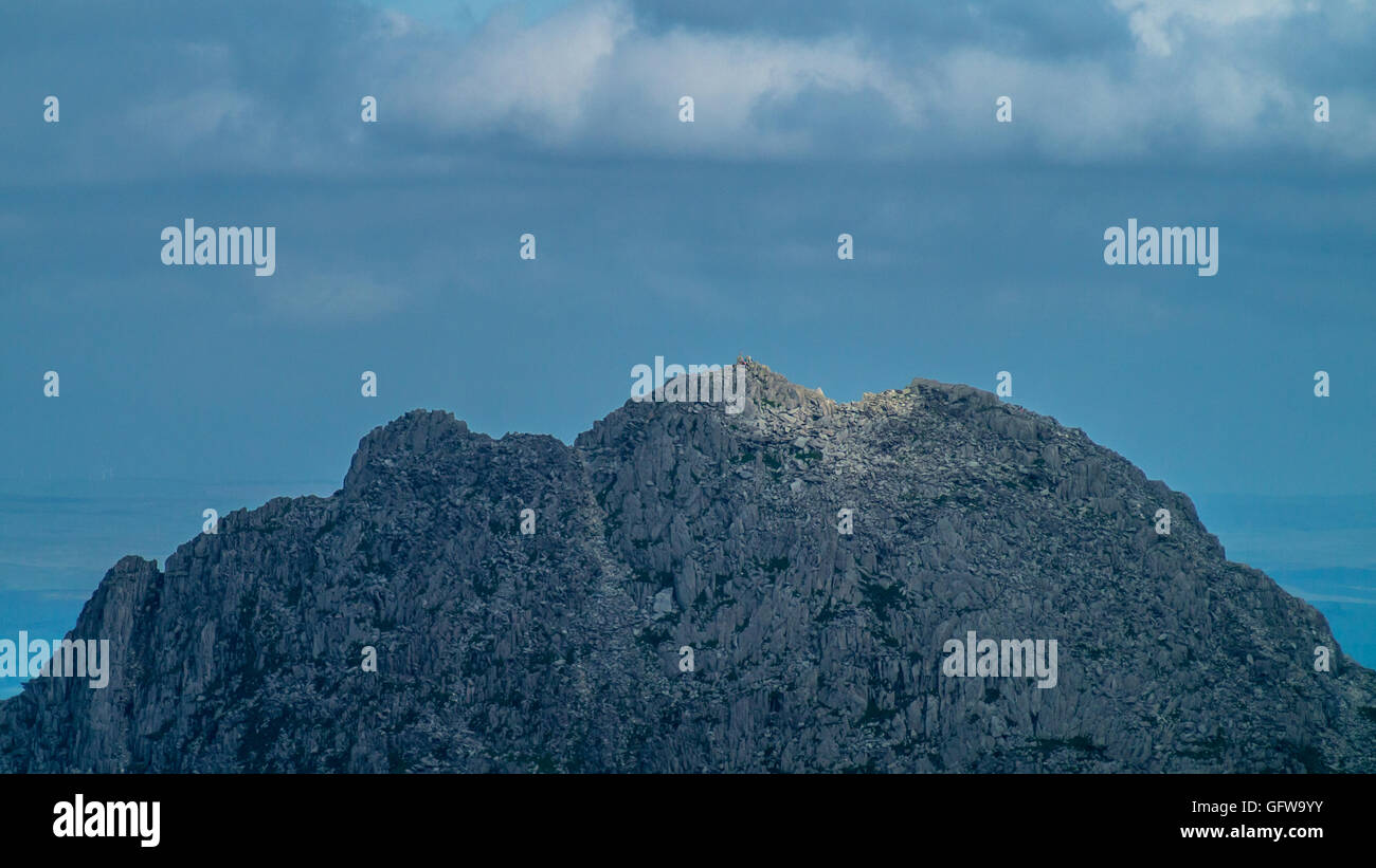 The Summit of Tryfan from Y garn, Wales Stock Photo - Alamy