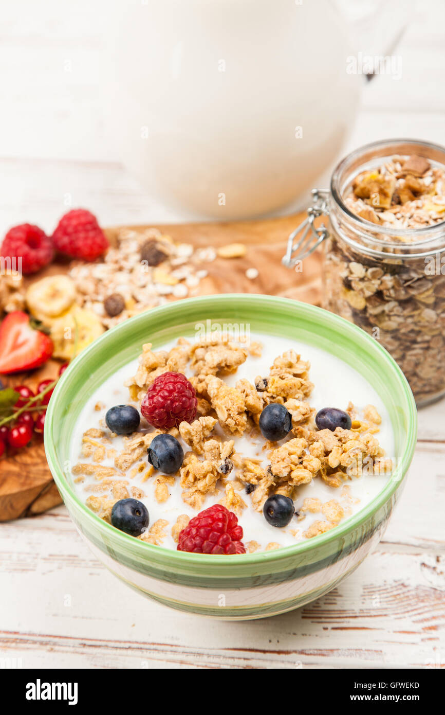 Muesli with berries Stock Photo - Alamy