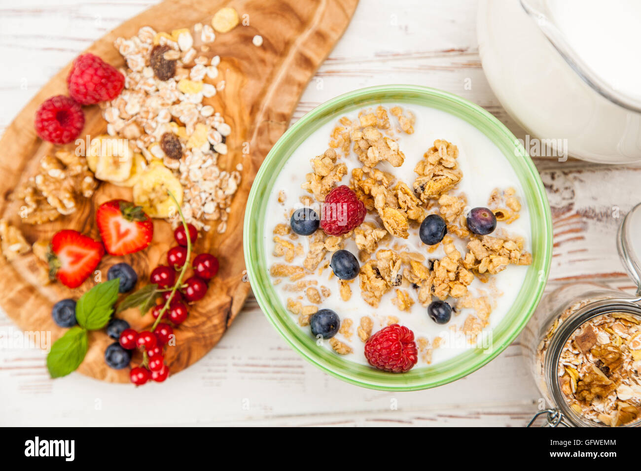 Muesli with berries Stock Photo - Alamy