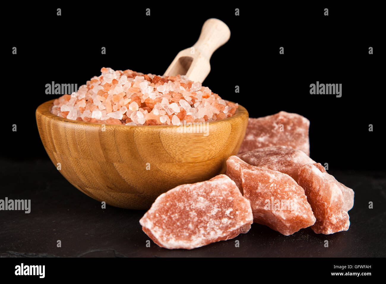 Salt in a bamboo bowl Stock Photo - Alamy