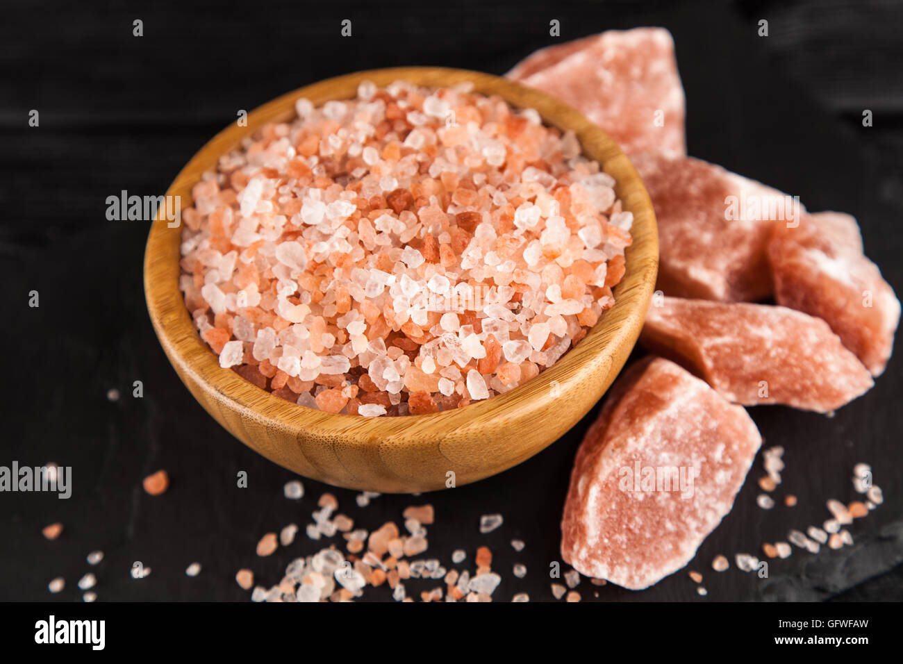 Salt in a bamboo bowl Stock Photo - Alamy