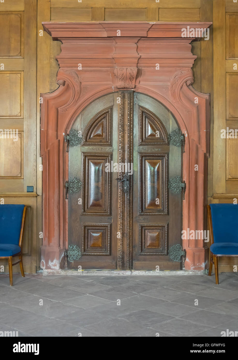 Old entrance to a palace or church Stock Photo - Alamy