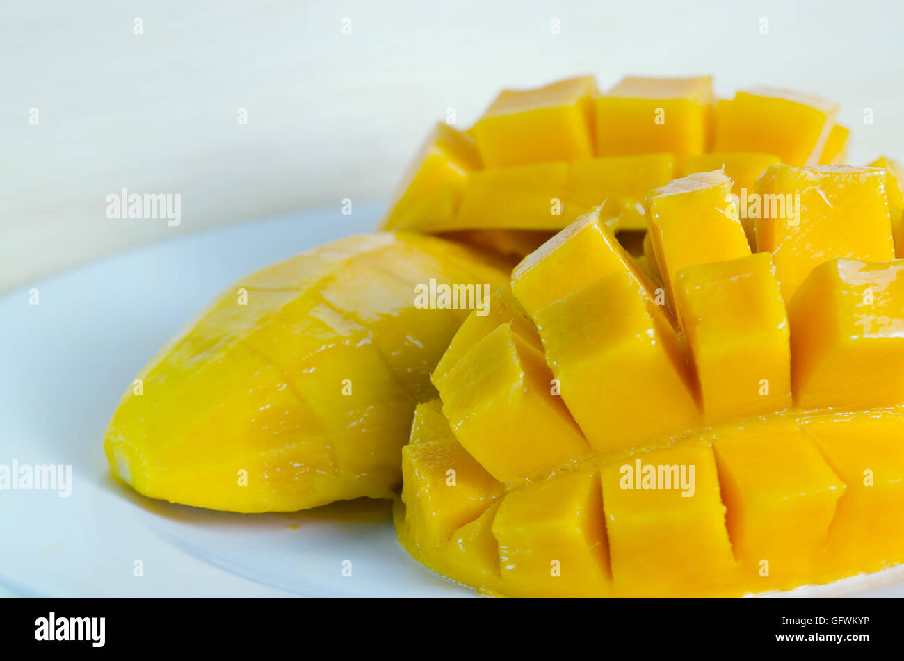 Ripe mango tree hi-res stock photography and images - Alamy
