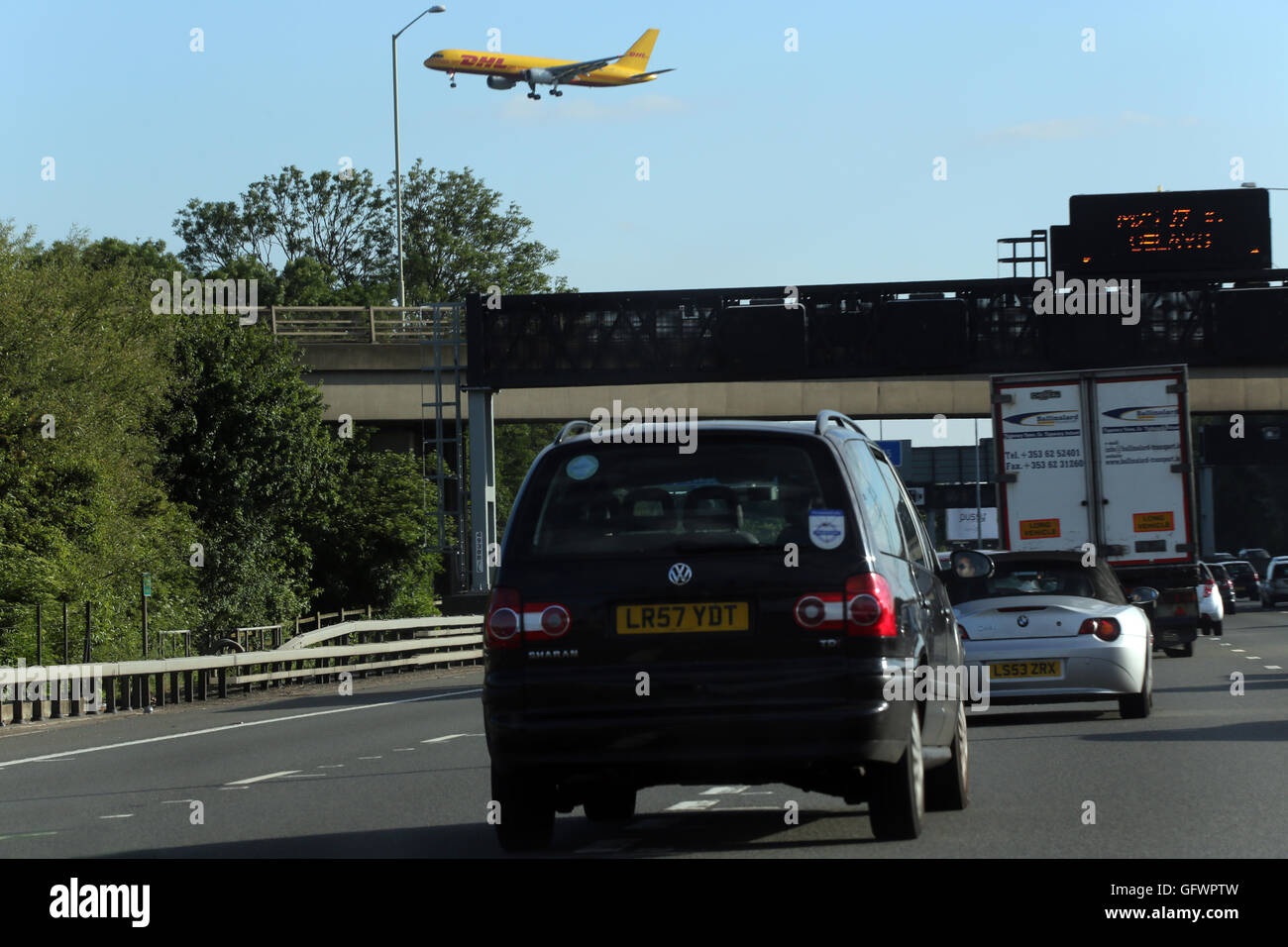 Traffic On The M25 Motorway Near To Heathrow Airport High Resolution ...