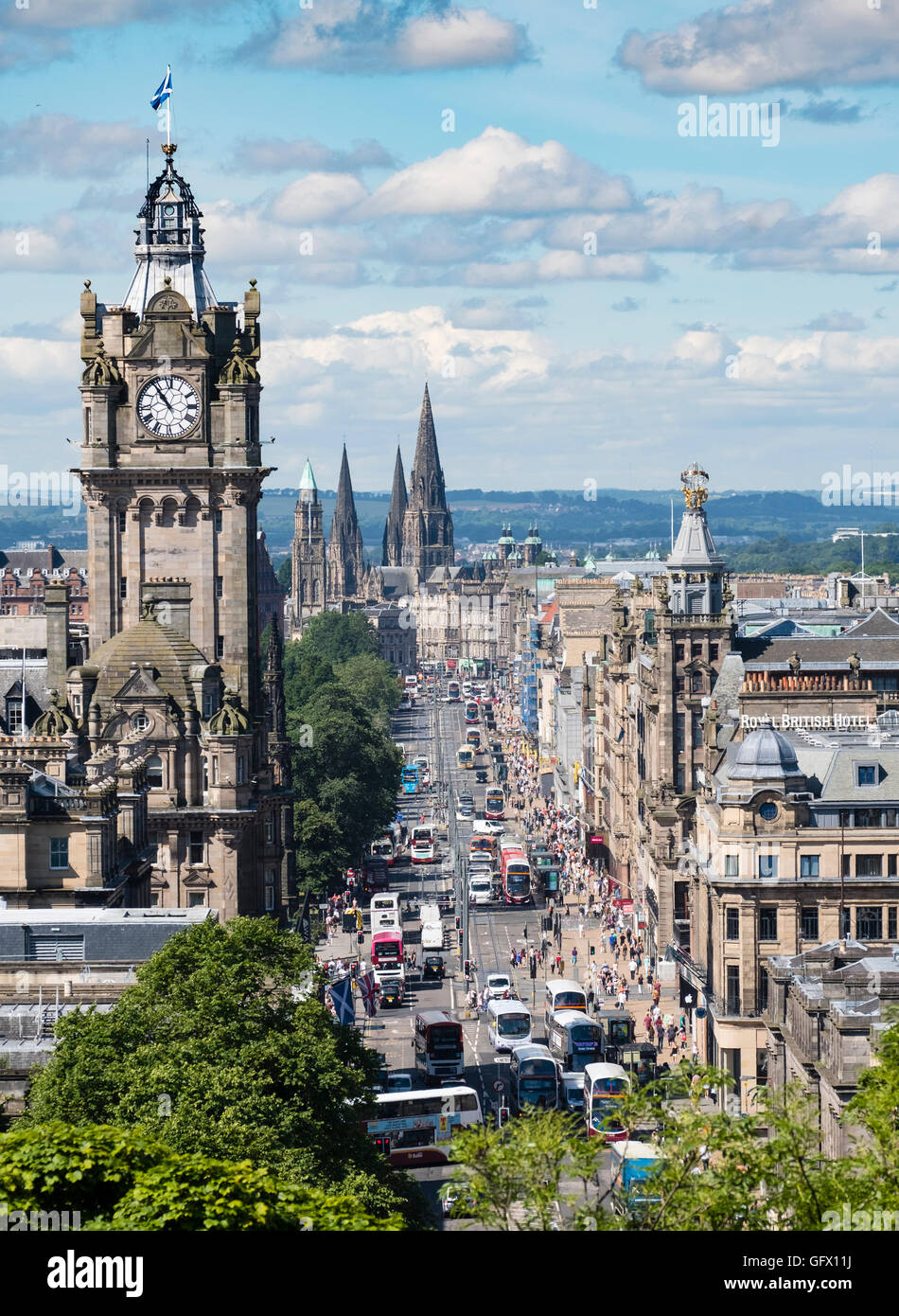 Edinburgh cityscape hi-res stock photography and images - Alamy