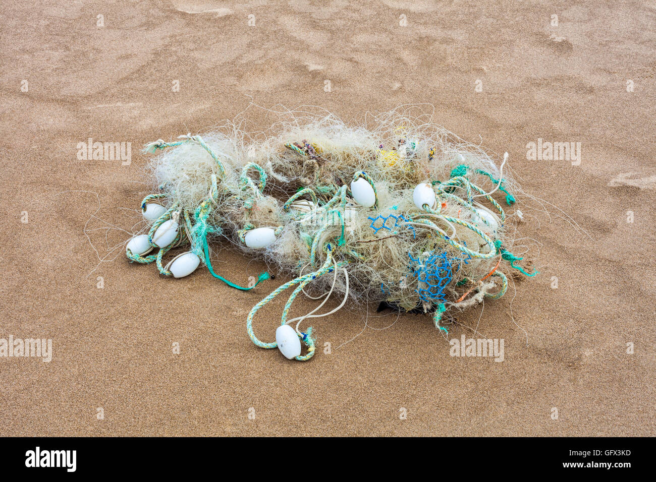 Marine debris hi-res stock photography and images - Alamy