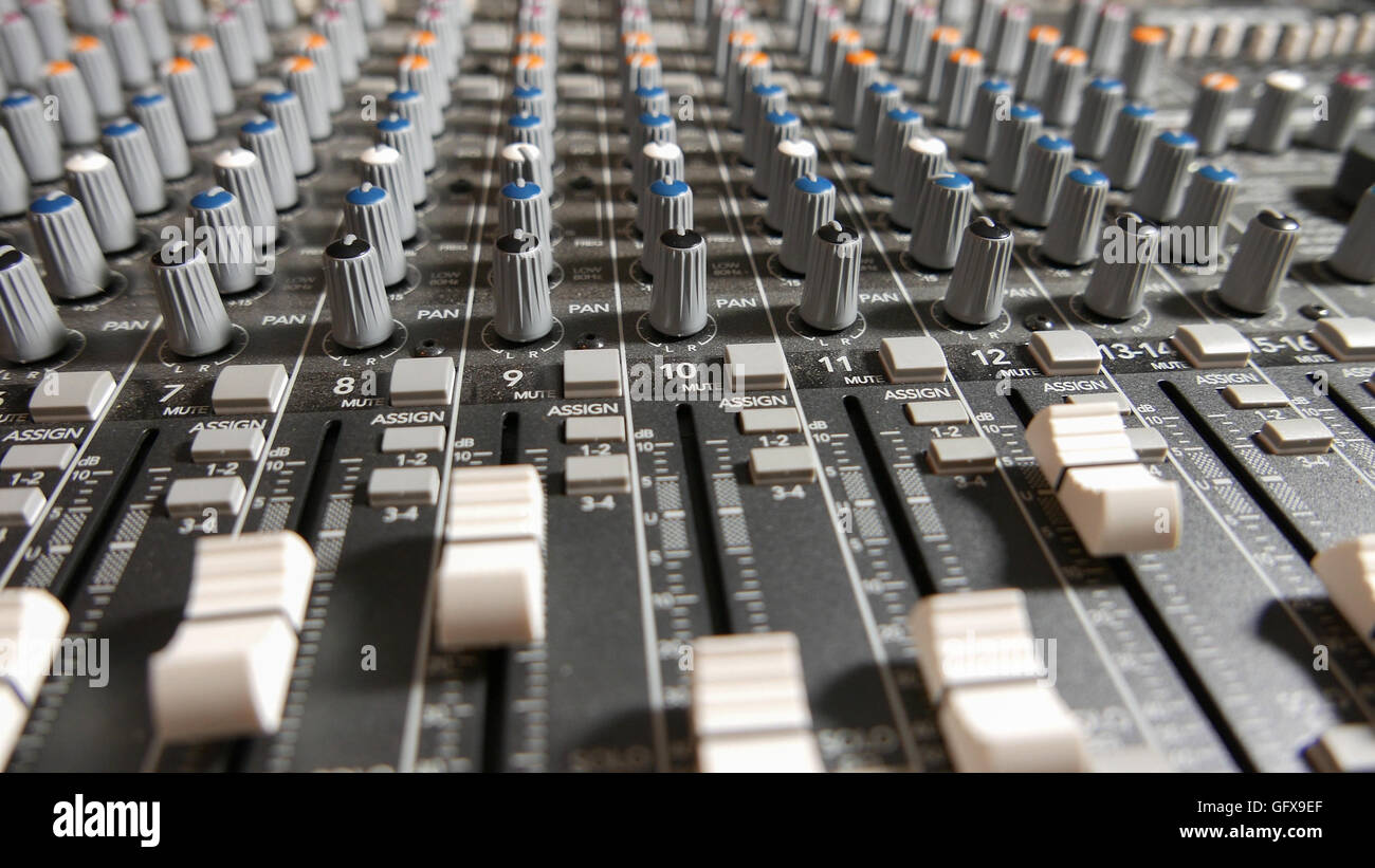 Multi mixer hi-res stock photography and images - Alamy