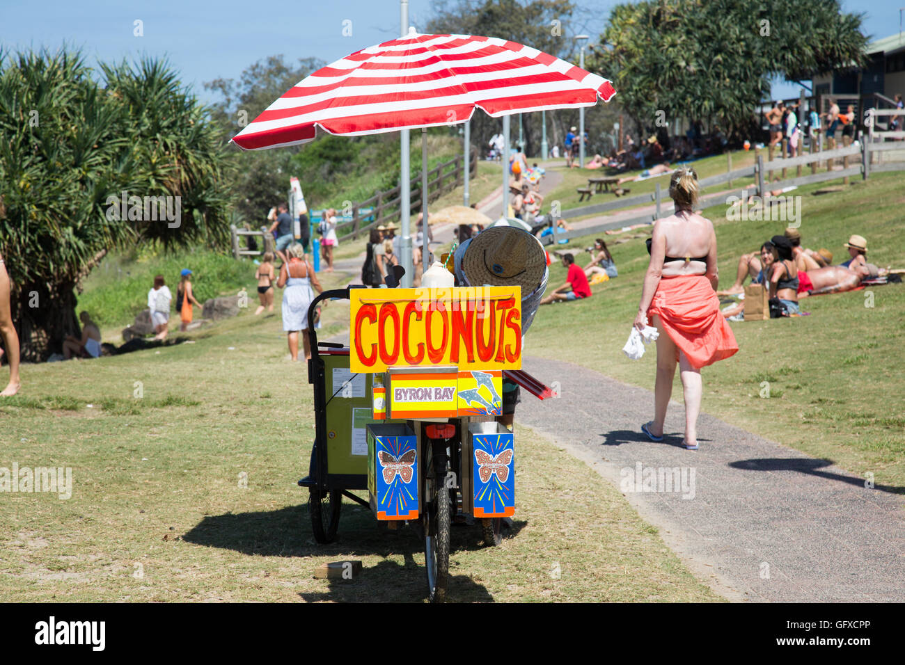 Coconut vendor hi-res stock photography and images - Alamy