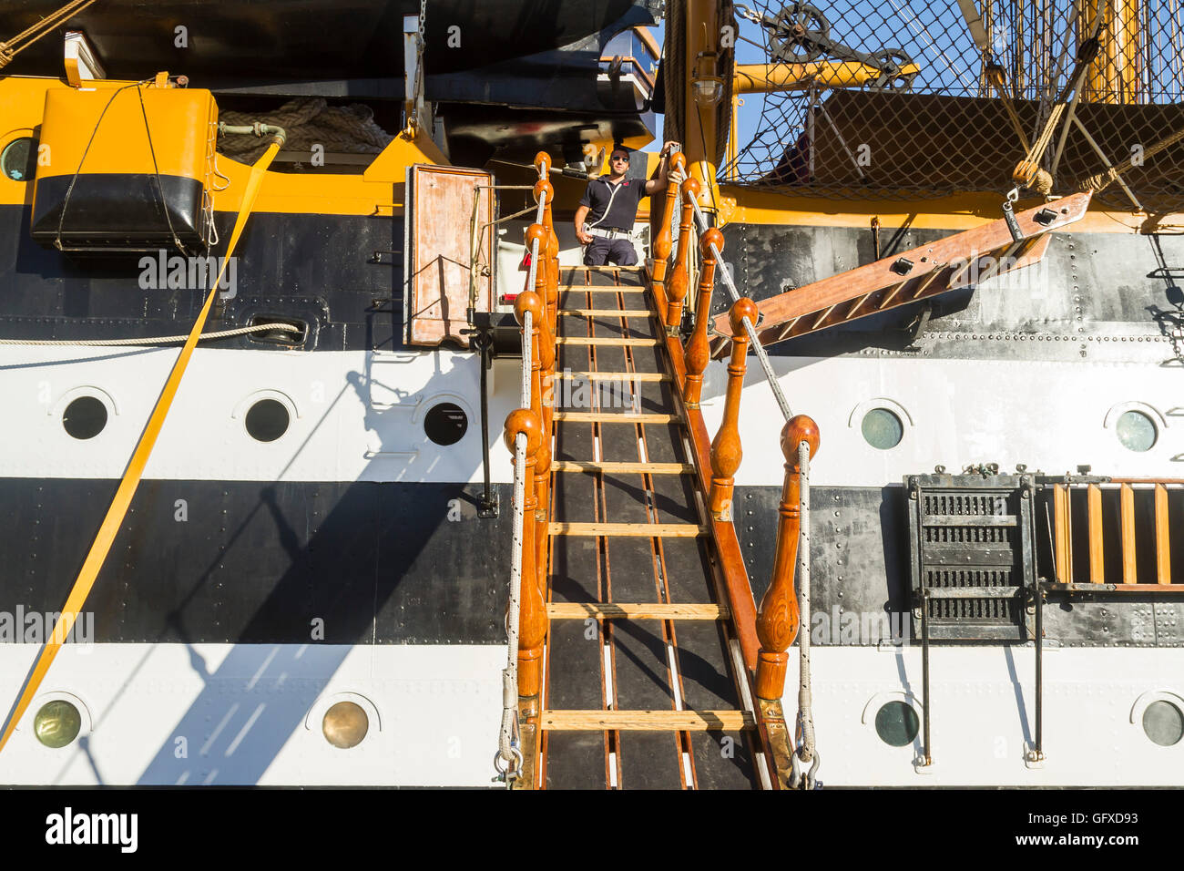 Gangplank ship hi-res stock photography and images - Alamy
