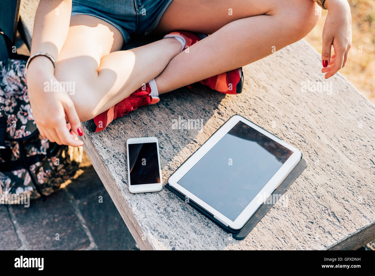 Legs tapping hi-res stock photography and images - Alamy