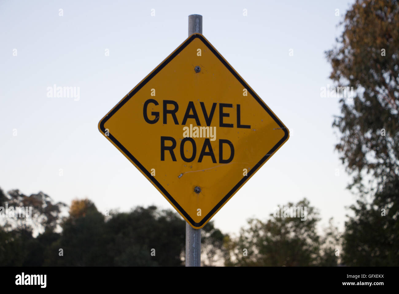 Gravel road sign hi-res stock photography and images - Alamy